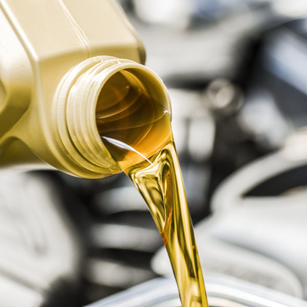 Synthetic Blend vs. Full Synthetic Motor Oil - In The Garage with ...