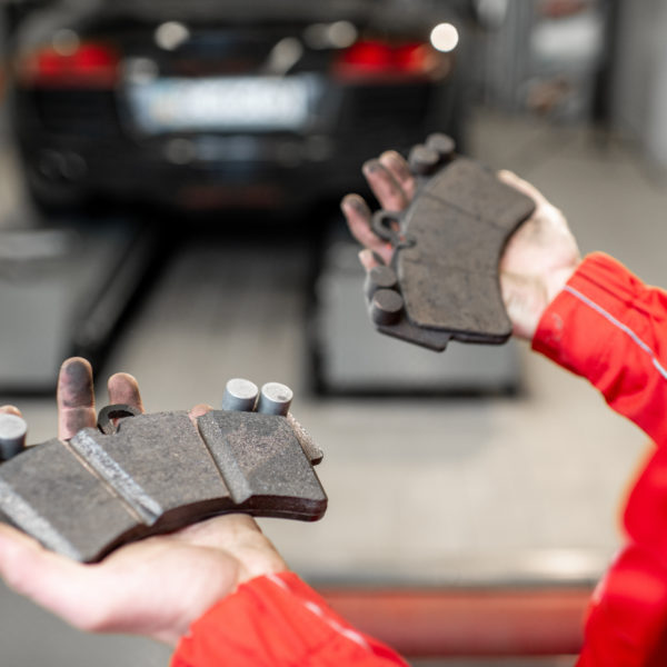What Is Brake Checking? Plus Why Drivers Do It and How to Deal With It ...