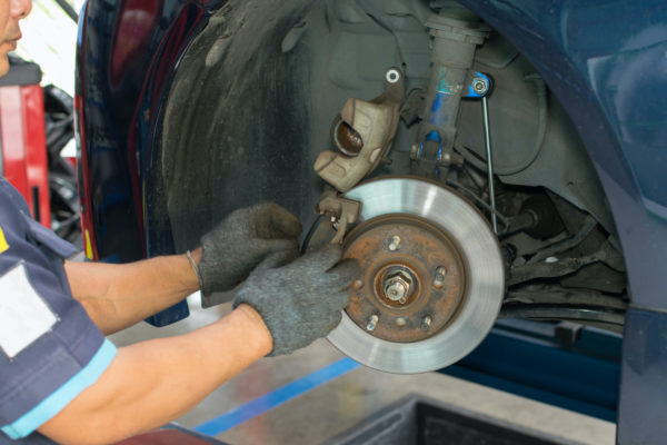Bad Brake Caliper Symptoms: 7 Signs to Watch Out For - In The Garage ...