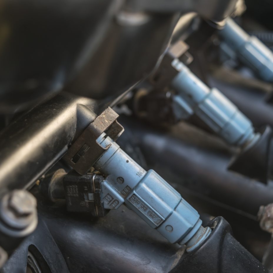 Your Guide to Fuel Injector Lifespan - In The Garage with CarParts.com