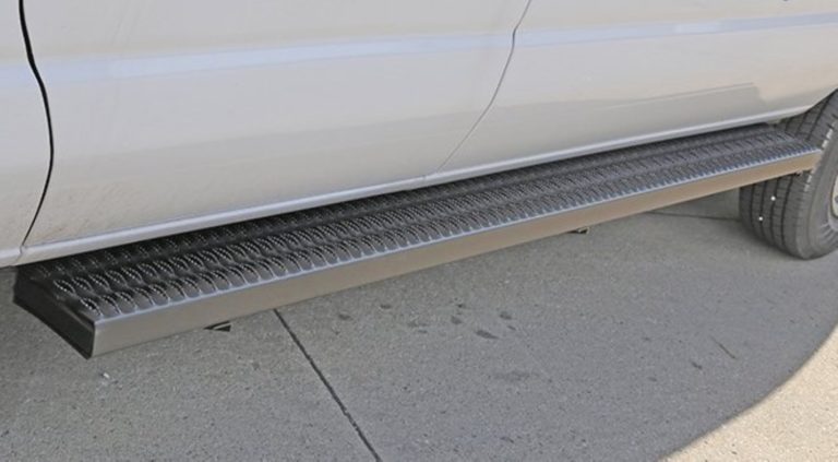 The Best Running Boards for Your Chevy Silverado 1500 - In The Garage ...