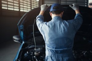 The Top 7 Symptoms of a Cracked Cylinder Head - In The Garage with ...