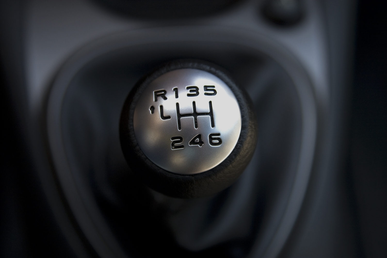 What Is a Six-Speed? Plus, Should You Choose a Car with More Gears ...