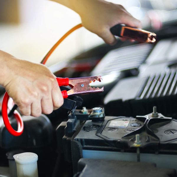 5 Signs of a Bad Battery - In The Garage with CarParts.com