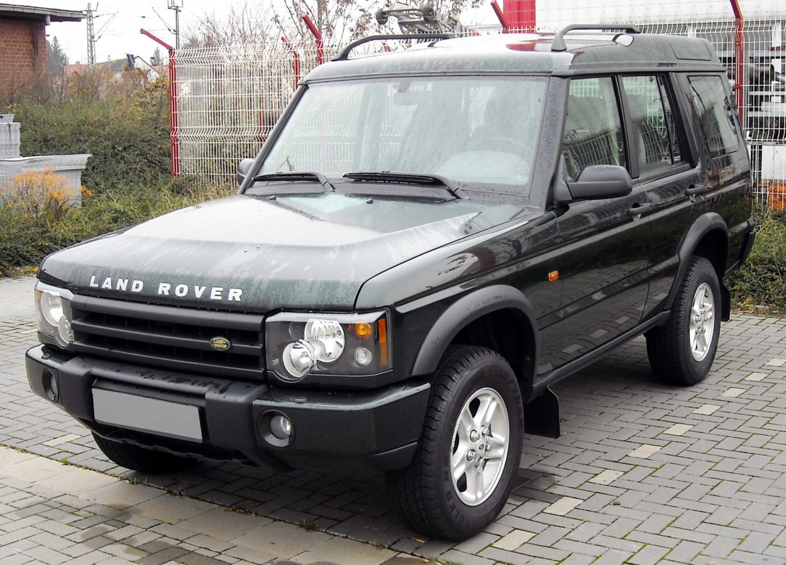Land Rover Discovery 2004 Problems