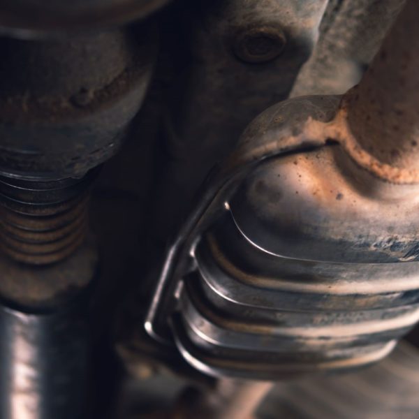 What Does a Catalytic Converter Look Like On a Car? - In The Garage ...
