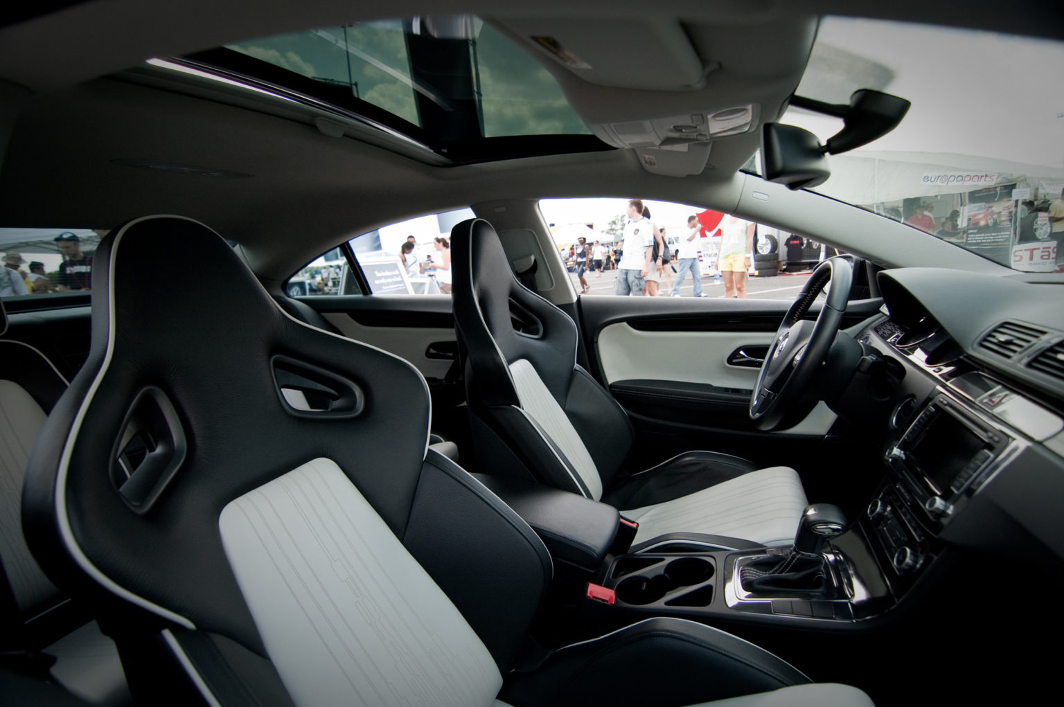 7 Must-Have VW Accessories to Customize Your Vehicle - In The Garage ...