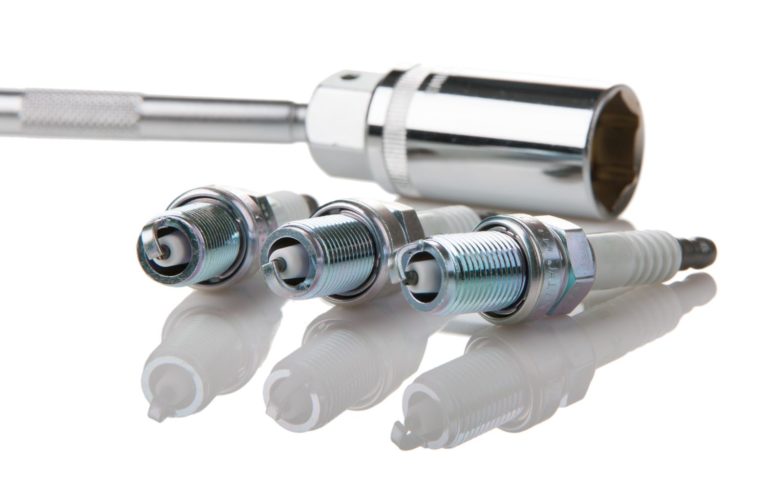 What Size is a Spark Plug Socket? See Table with Socket Sizes - In The ...