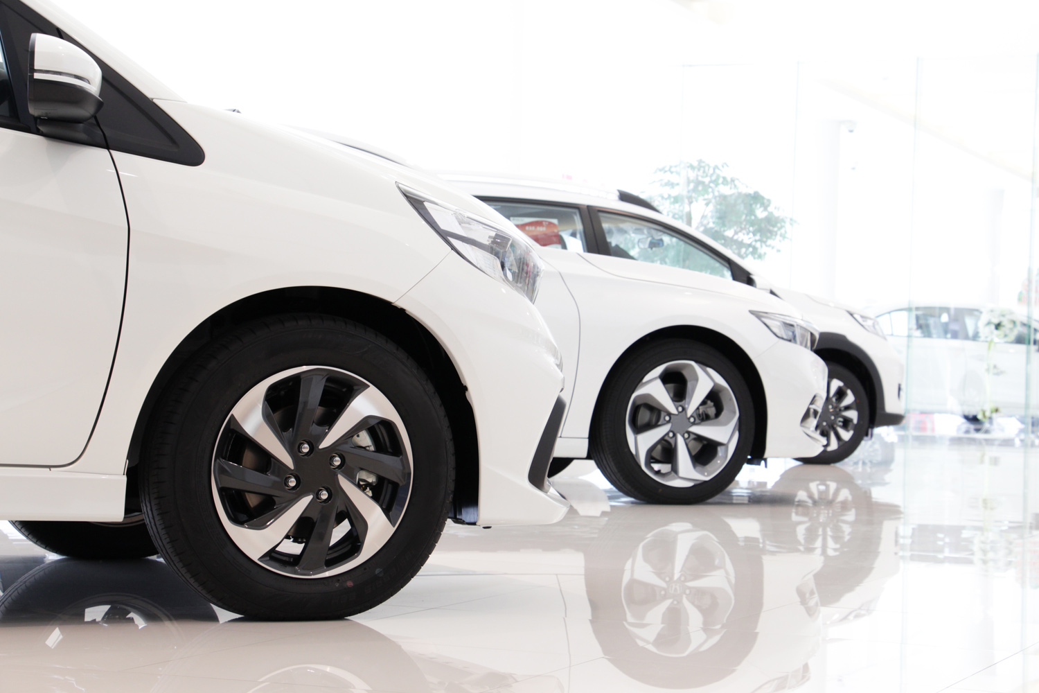 What is Make and Model in Vehicles? Straight Answers - In The Garage ...