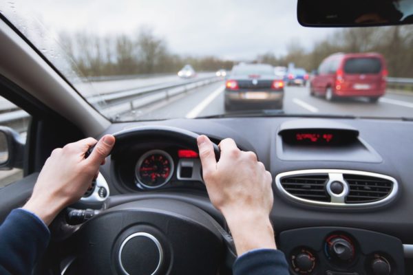 How Many Car Lengths Between Cars Is The Recommended Following Distance ...
