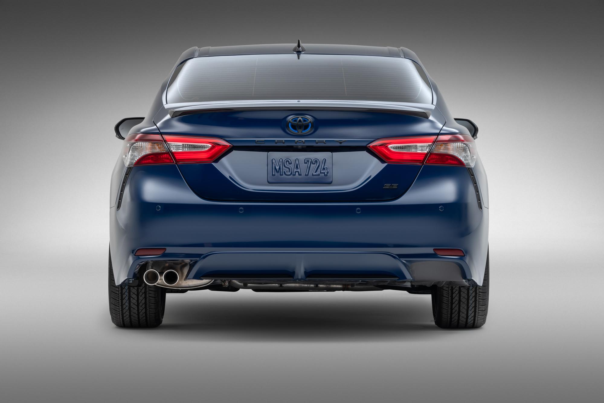 How Much Trunk Space Does the Toyota Camry Have? - In The Garage with ...