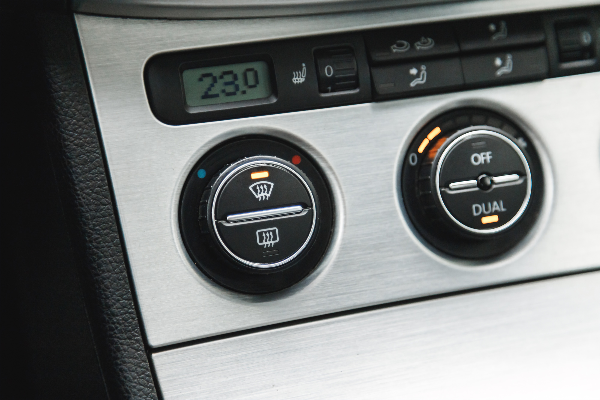 How Do Heated Car Windows Work? - In The Garage with CarParts.com