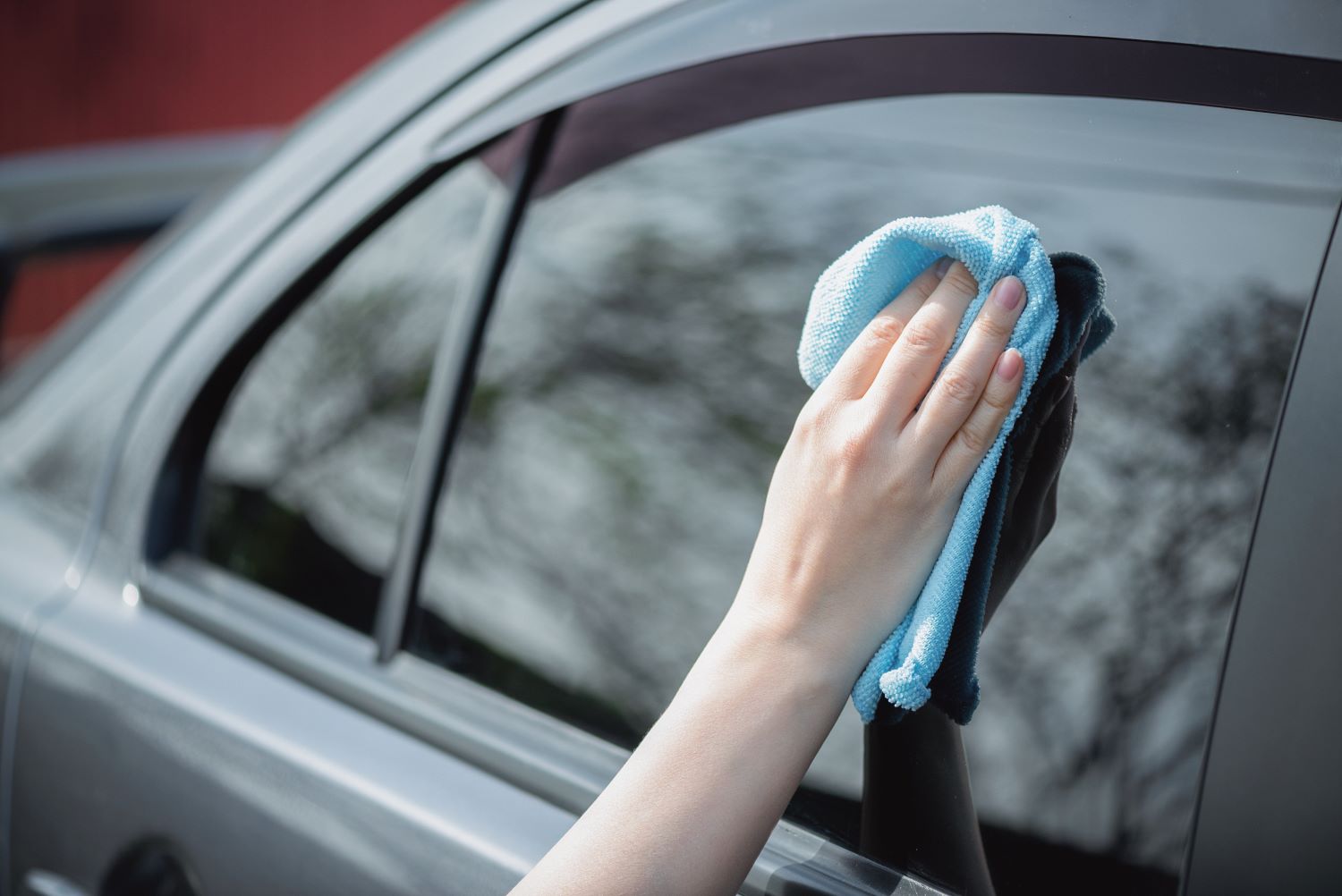 The Importance of Cleaning Car Windows - In The Garage with CarParts.com