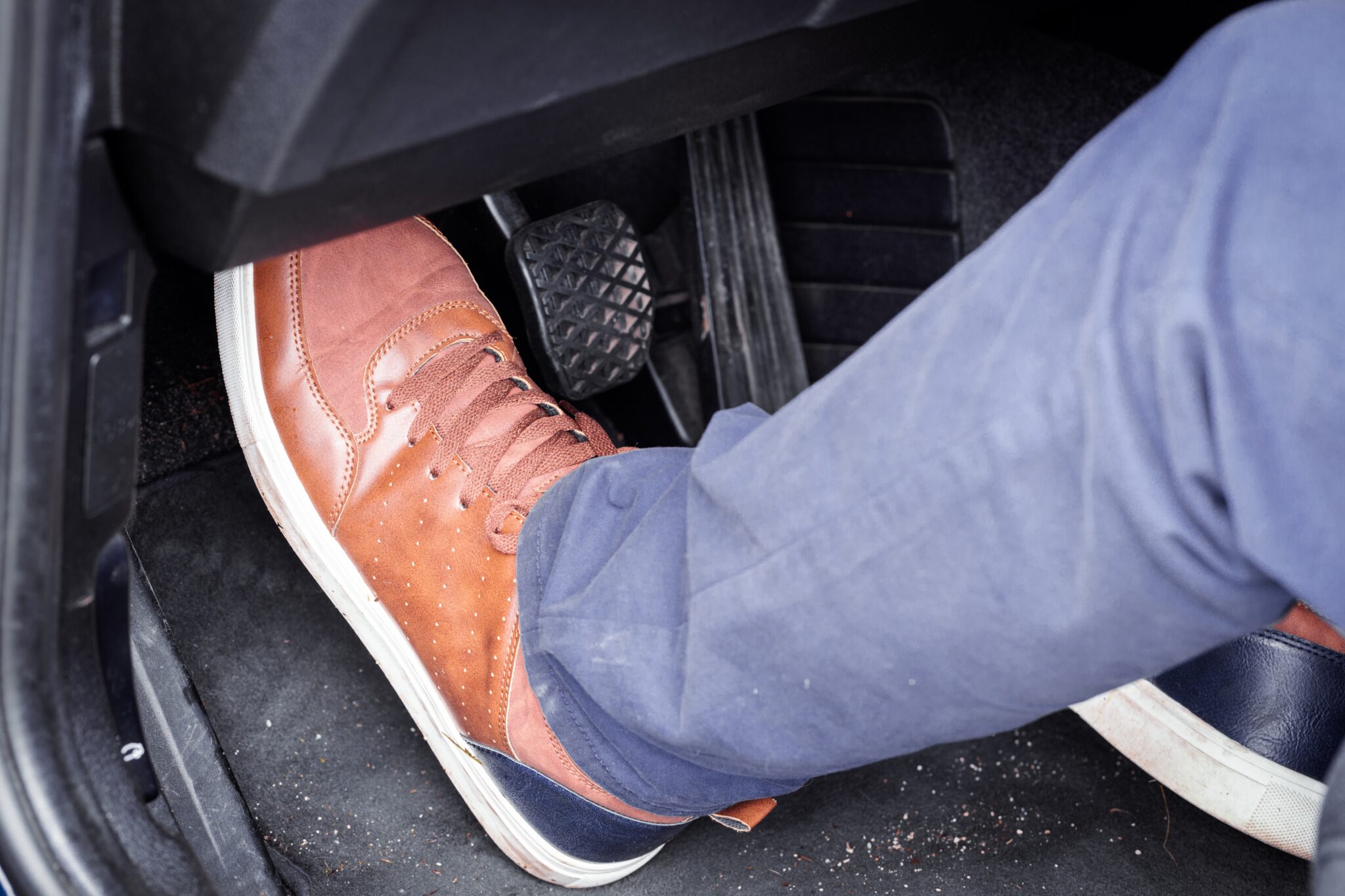 Making Your Car Clutch Last As Long As It Can - In The Garage with ...
