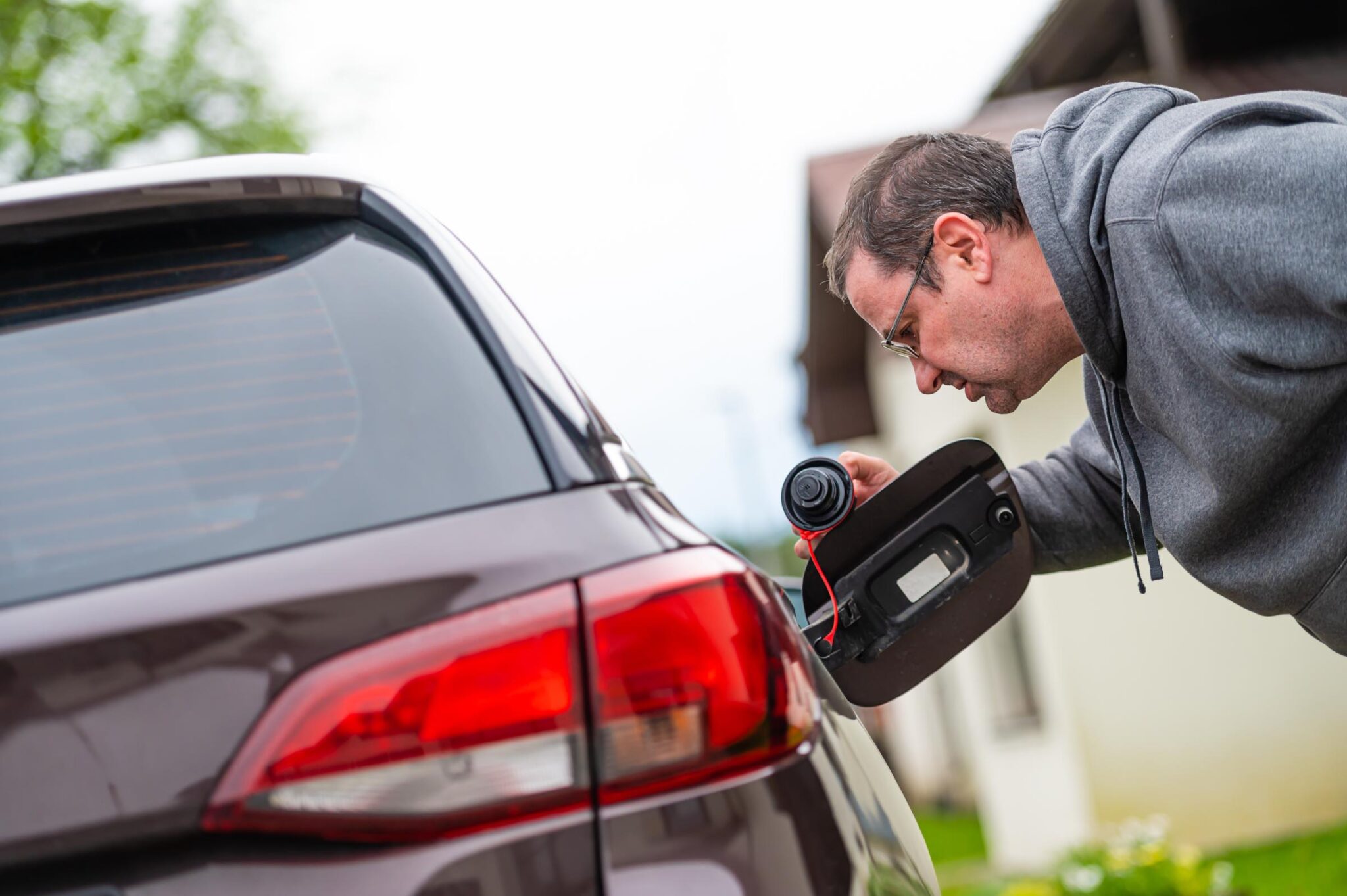 Is It Bad to Overfill the Gas Tank? (Plus Other FAQs) - In The Garage ...