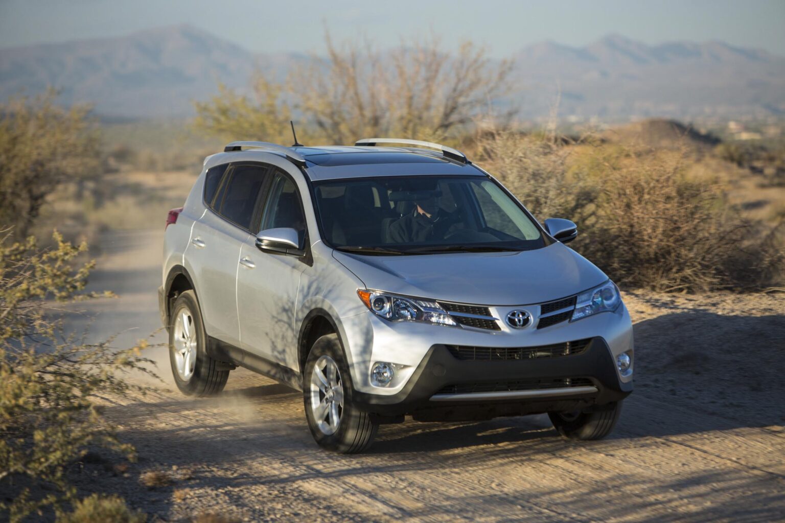 What Does The AWD Lock Do In A Vehicle? - In The Garage with CarParts.com