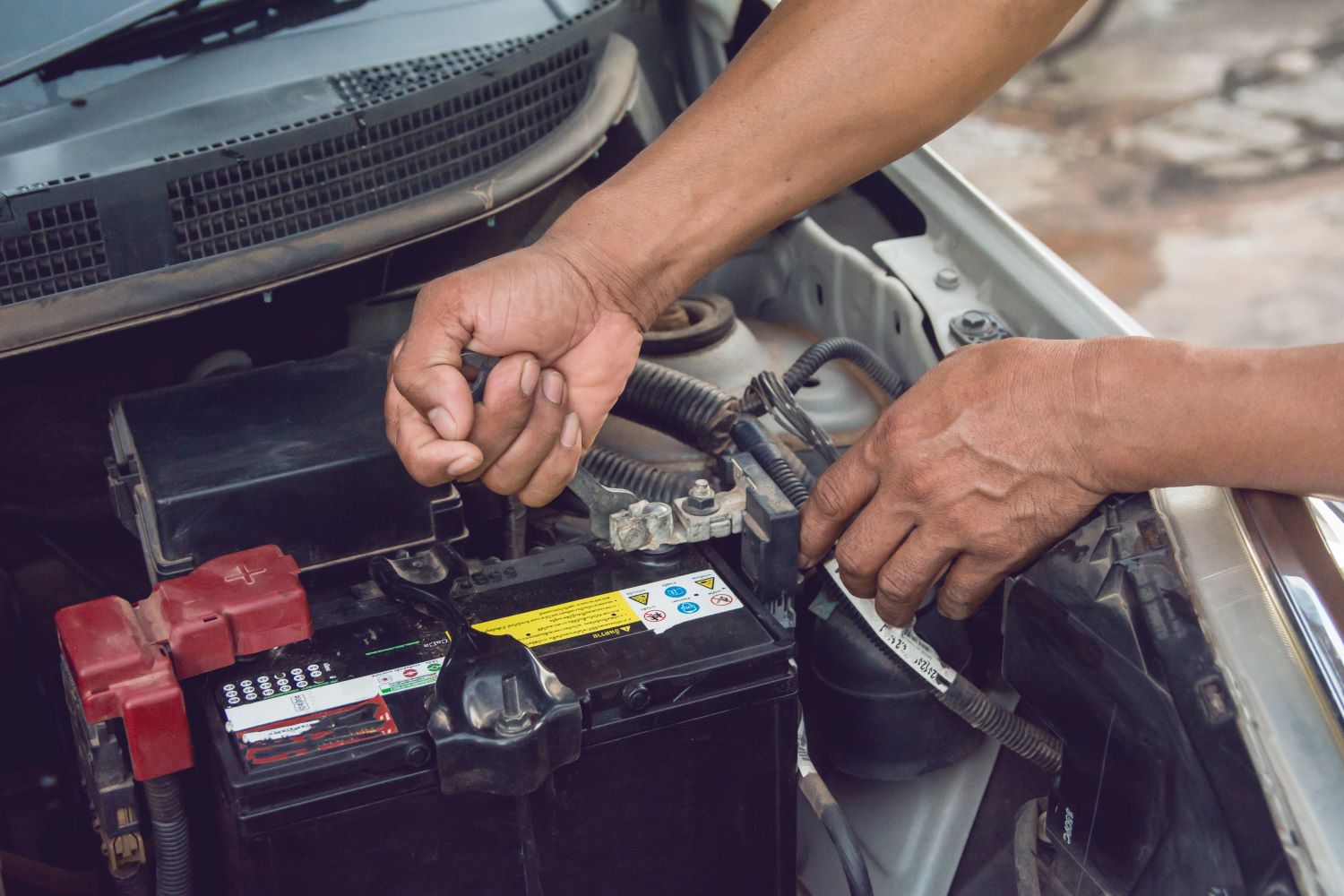 How Long Does a Car Battery Last on Average? - In The Garage with ...