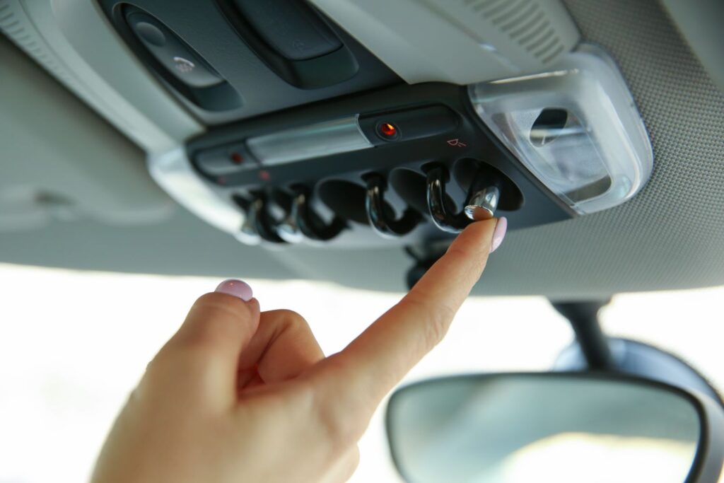 What Is a Toggle Switch and How Is It Used in Cars? - In The Garage ...