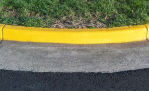 Quick and Comprehensive Guide to Curb Color Meanings - In The Garage ...