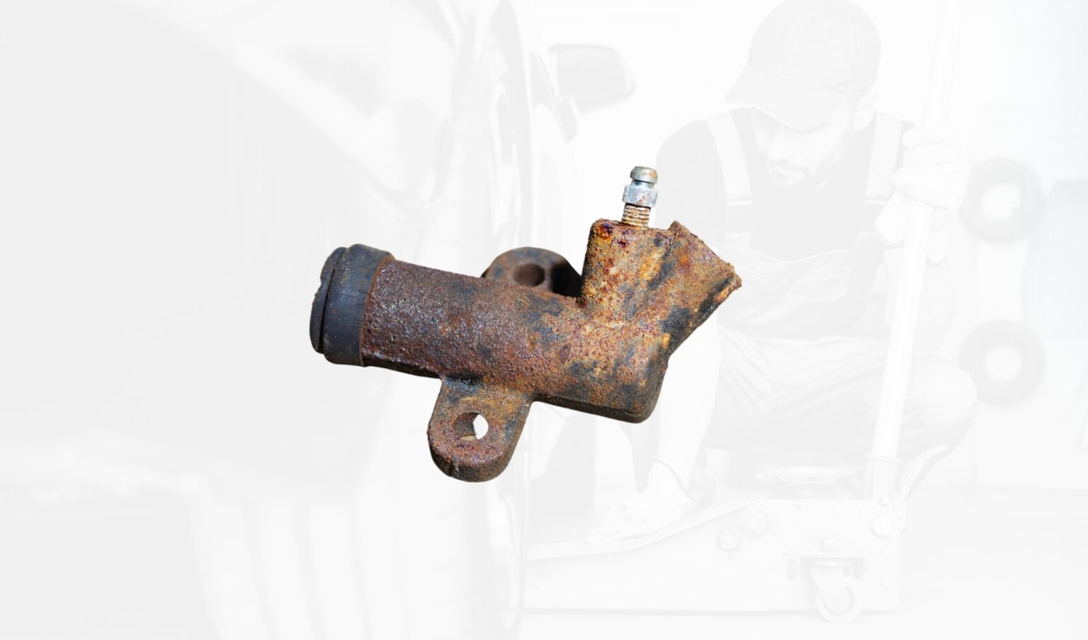 Failing Clutch Slave Cylinder: Symptoms, Causes, Repair, & FAQs - In ...