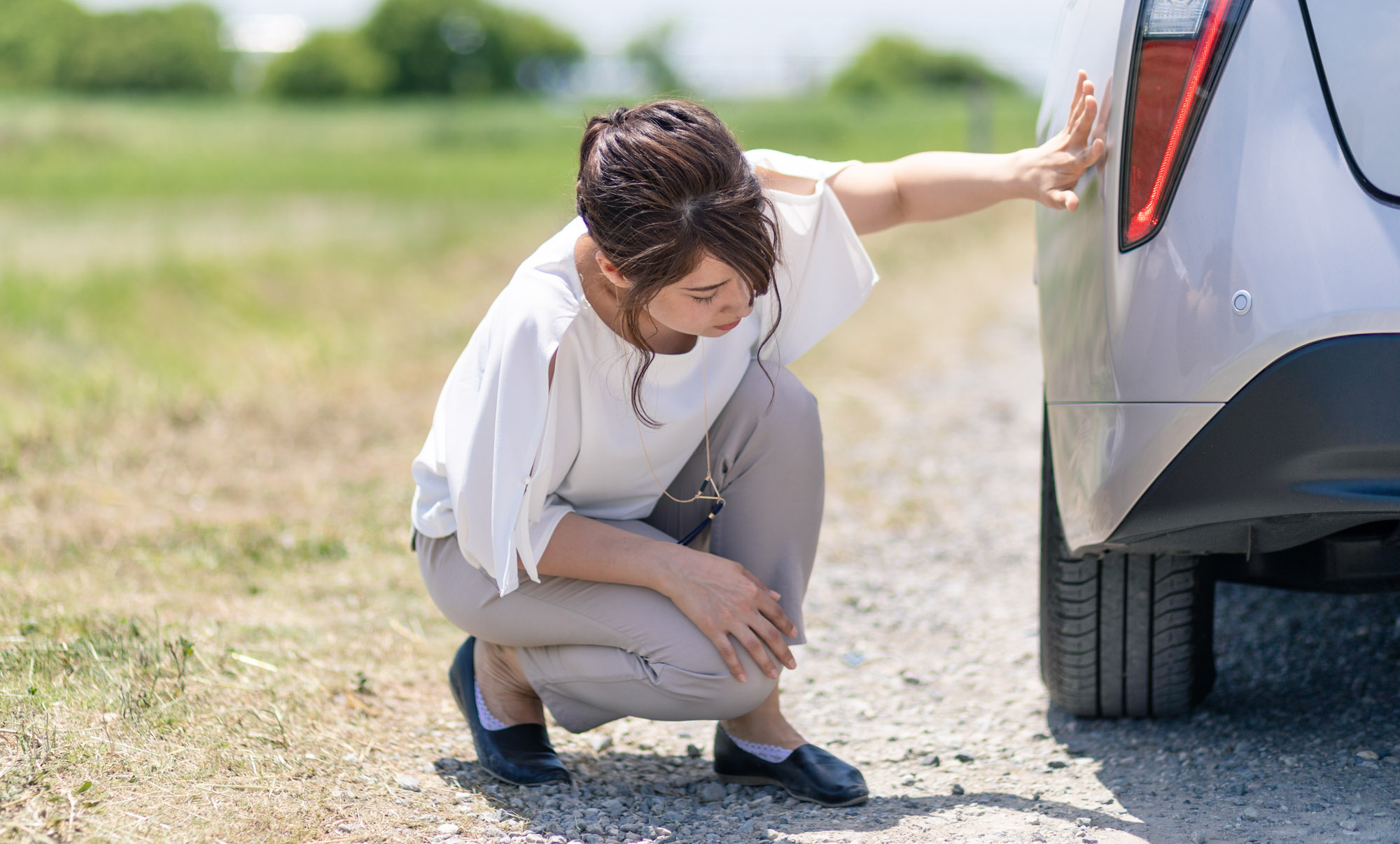 Is There a Strong Exhaust Smell Outside Your Car? Here’s Why - In The ...