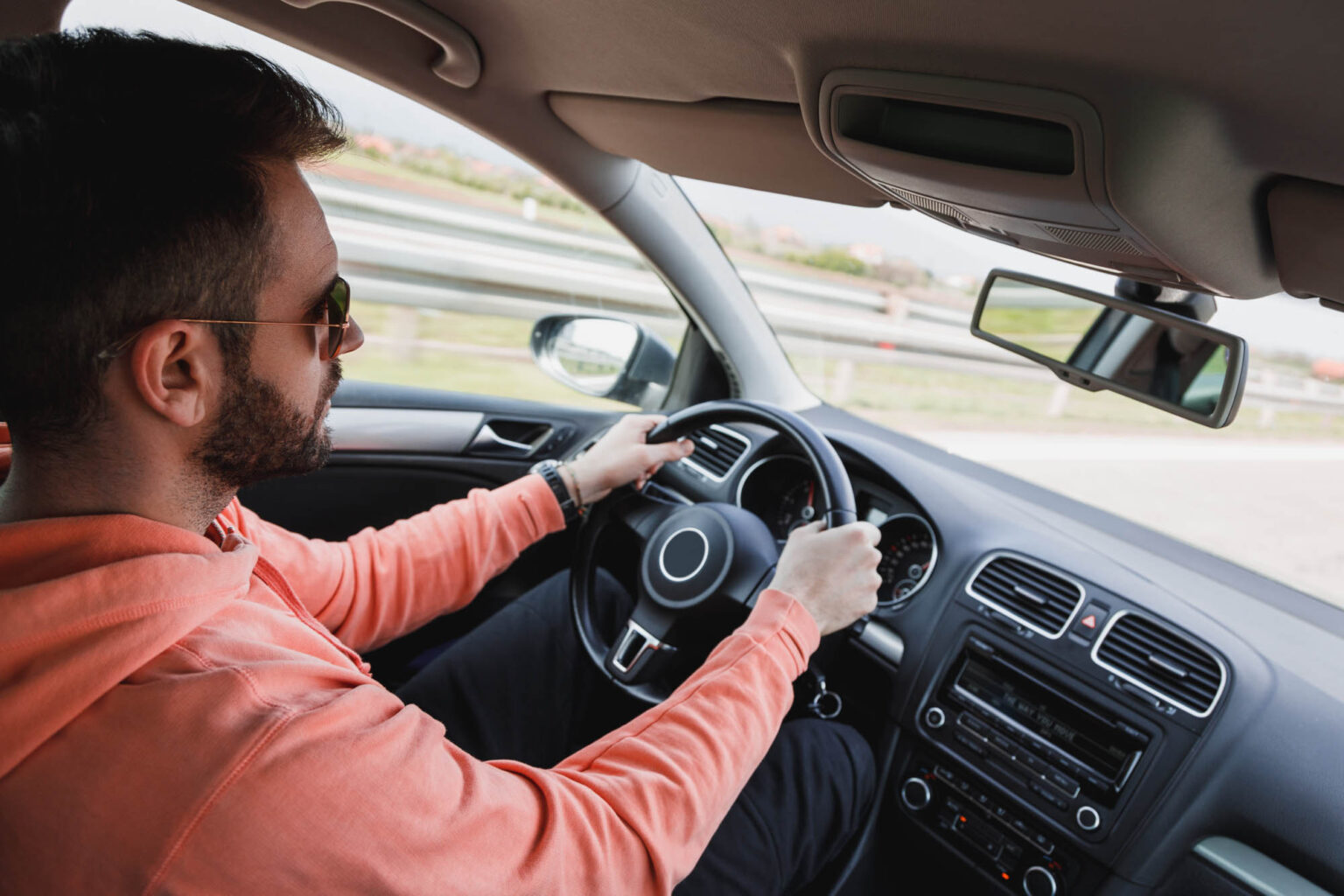 How to Drive on the Freeway Safely: Tips and Tricks - In The Garage ...