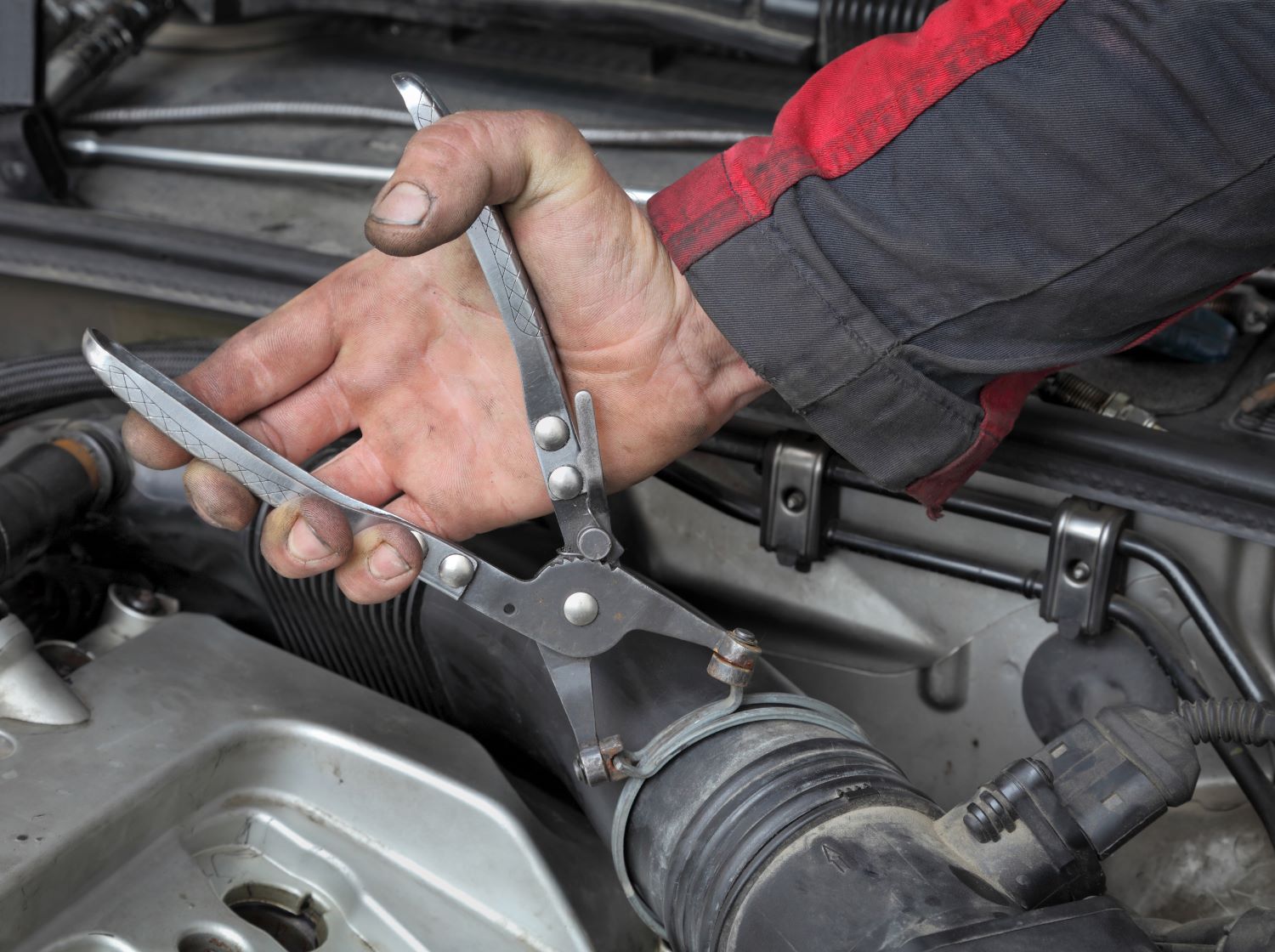 Hose Clamp Pliers: Your Go-To Tool for Removing Hose Clamps - In The ...