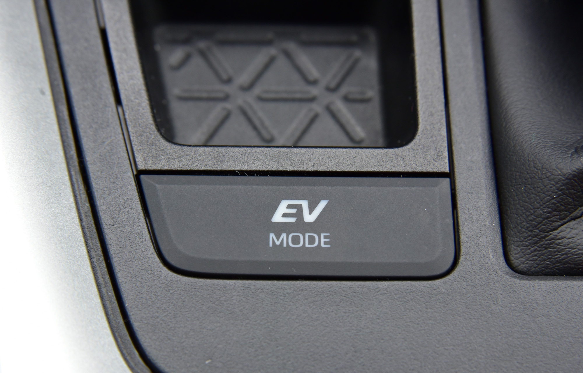 What Is EV Mode? (Plus Other Unique Hybrid EV Features) - In The Garage ...