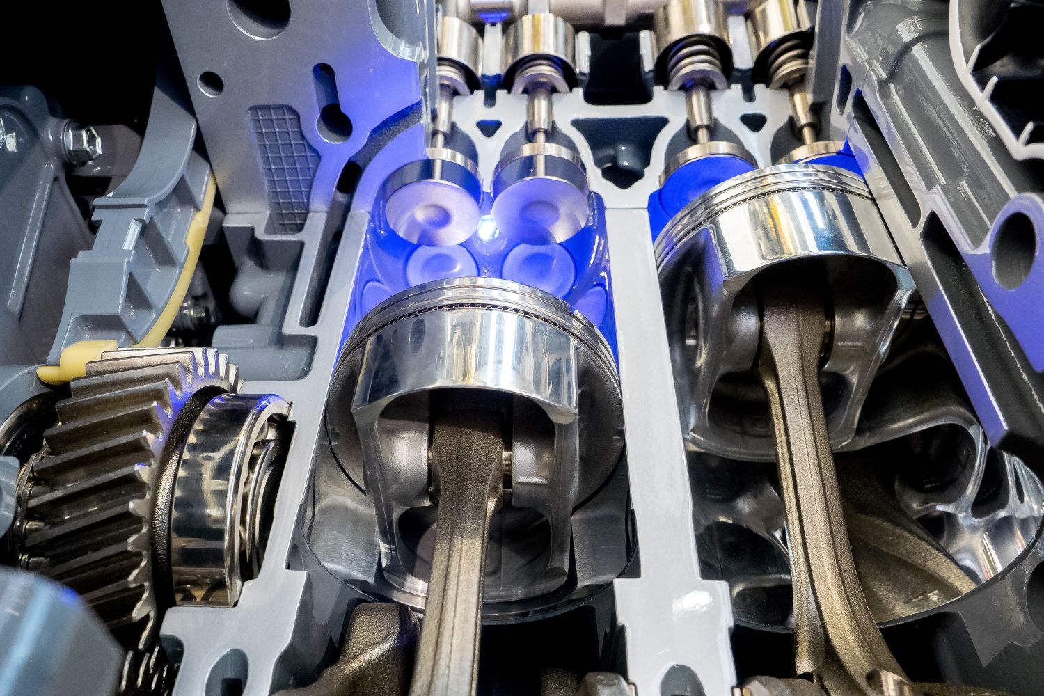 What Exactly Is Engine Firing Order? - In The Garage with CarParts.com