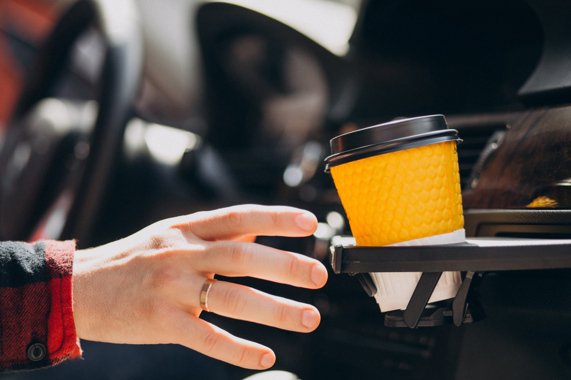 Useful Hacks for Keeping Your Cup Holders Clean Plus Alternative Ways ...