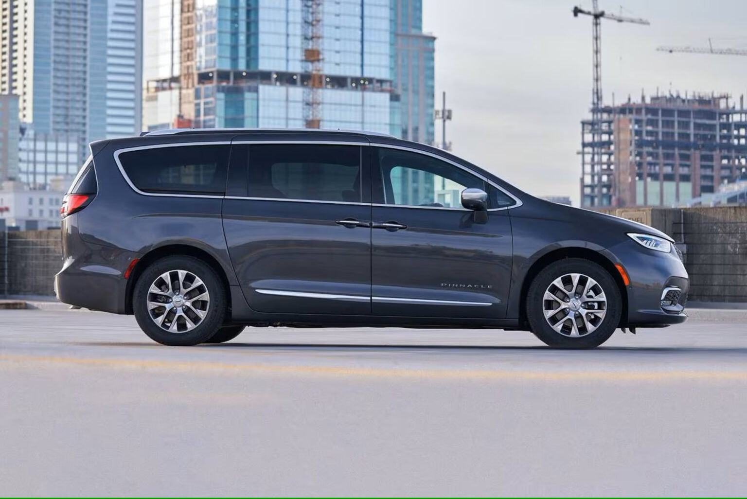The Best Hybrid Minivans to Look Forward to in 2024 and Beyond - In The ...