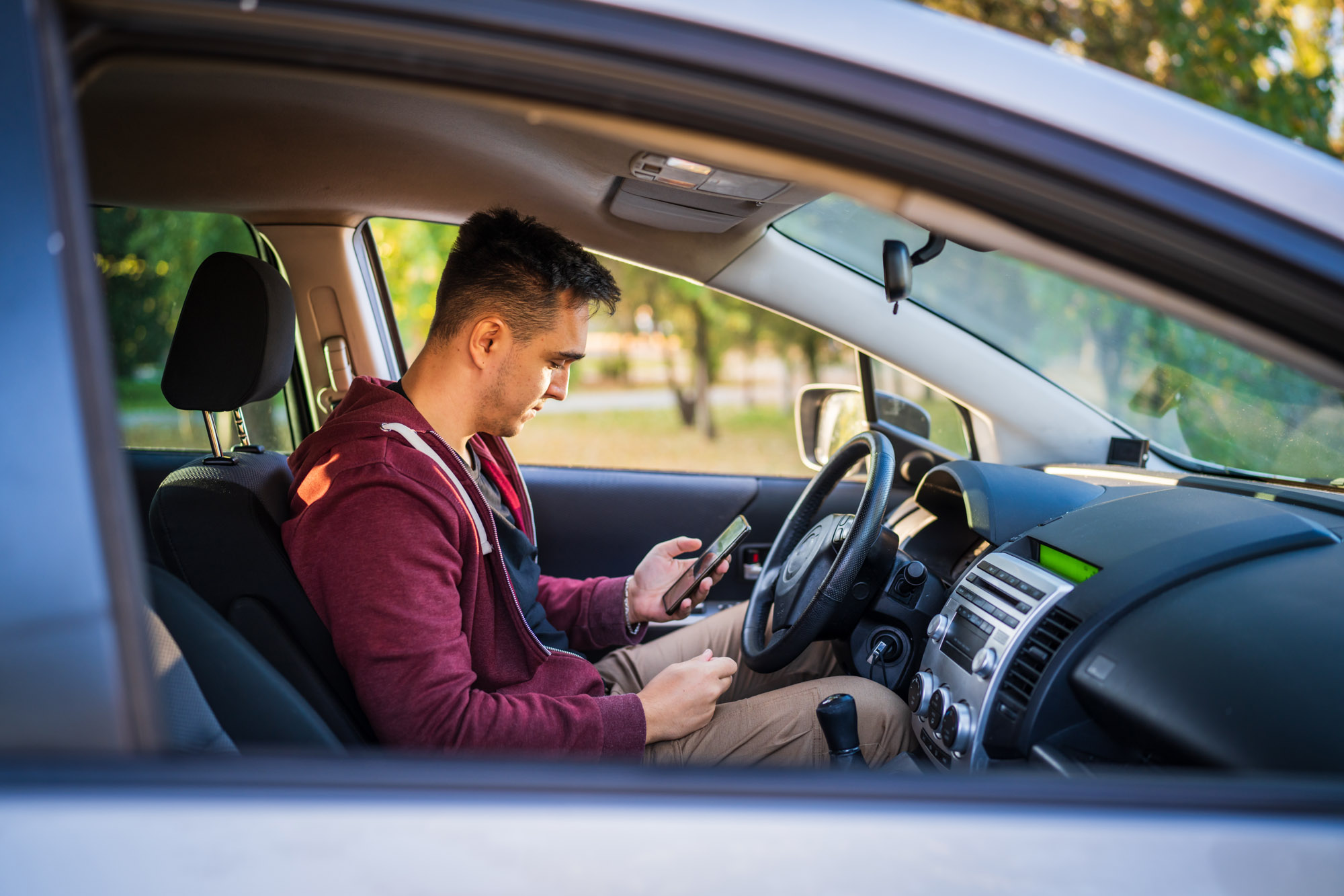 Street Parking Tips Every Driver Should Know - In The Garage with ...