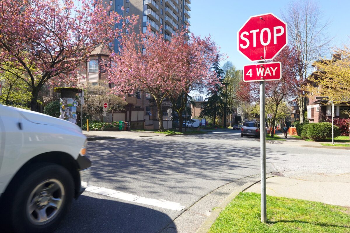 How Long Should You Stop at a Stop Sign? Plus Other Rules of the Road ...