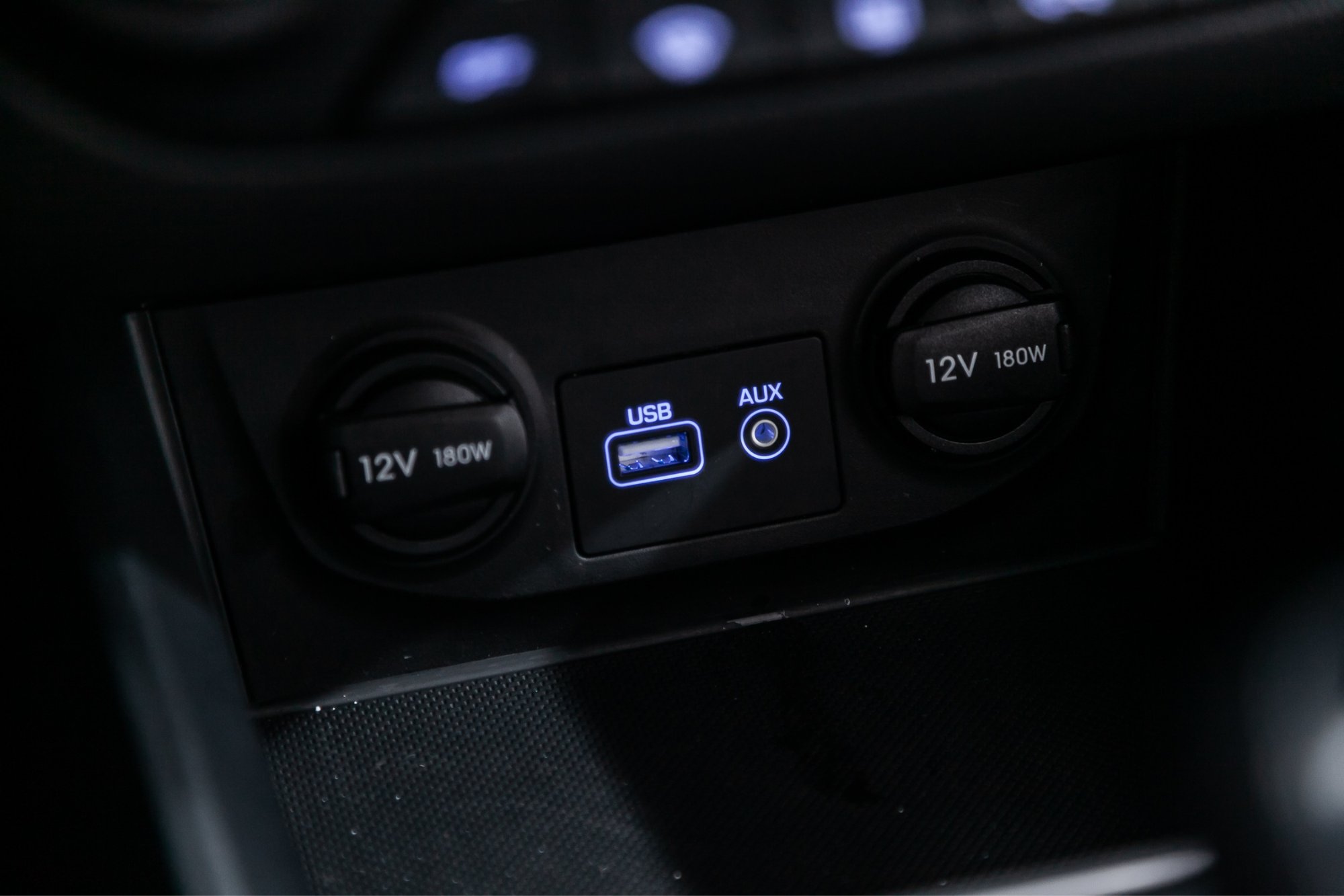 Here’s Why the USB Port in Your Car Isn't Working - In The Garage with ...