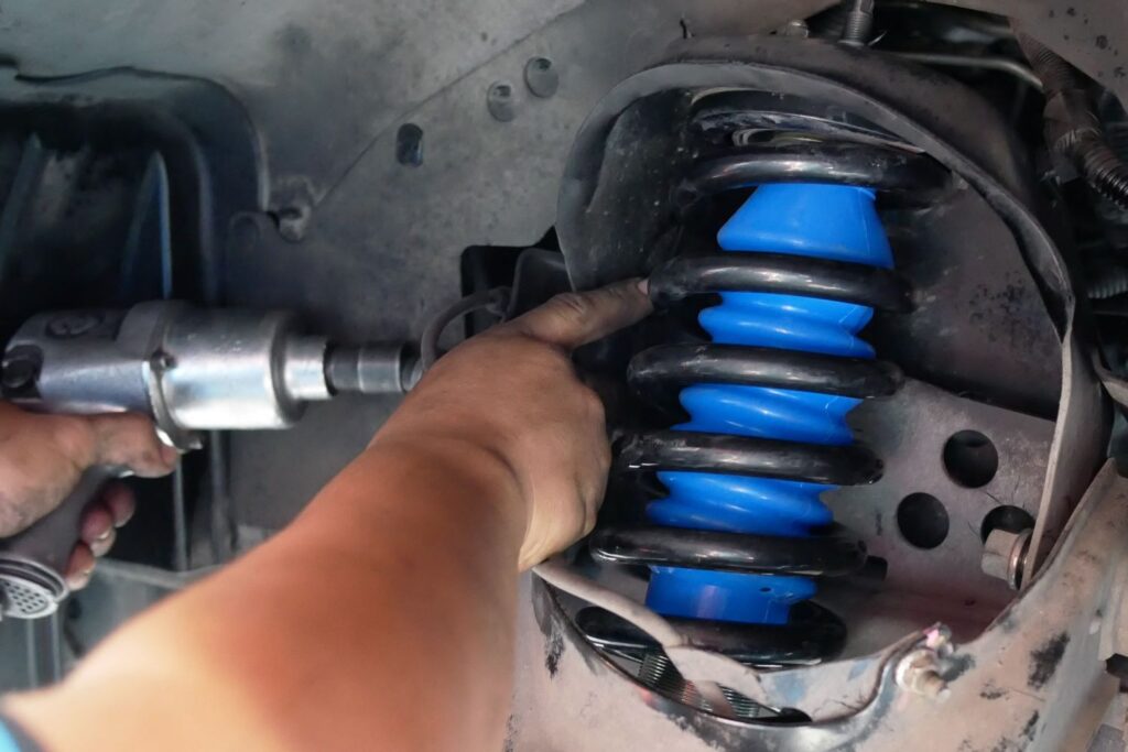 Auto Repair, Care & Maintenance DIY Guides - In The Garage with ...