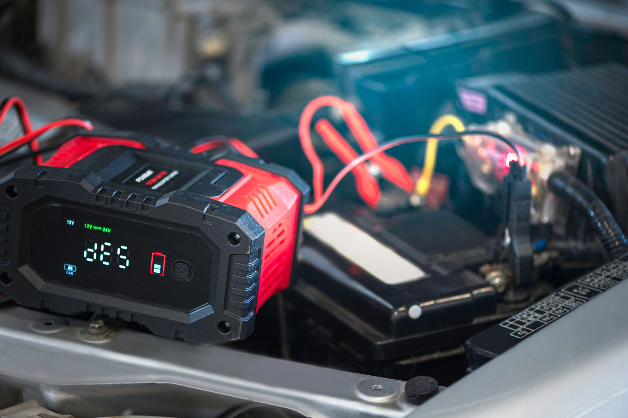 A Look at Portable Battery Chargers for Cars - In The Garage with ...