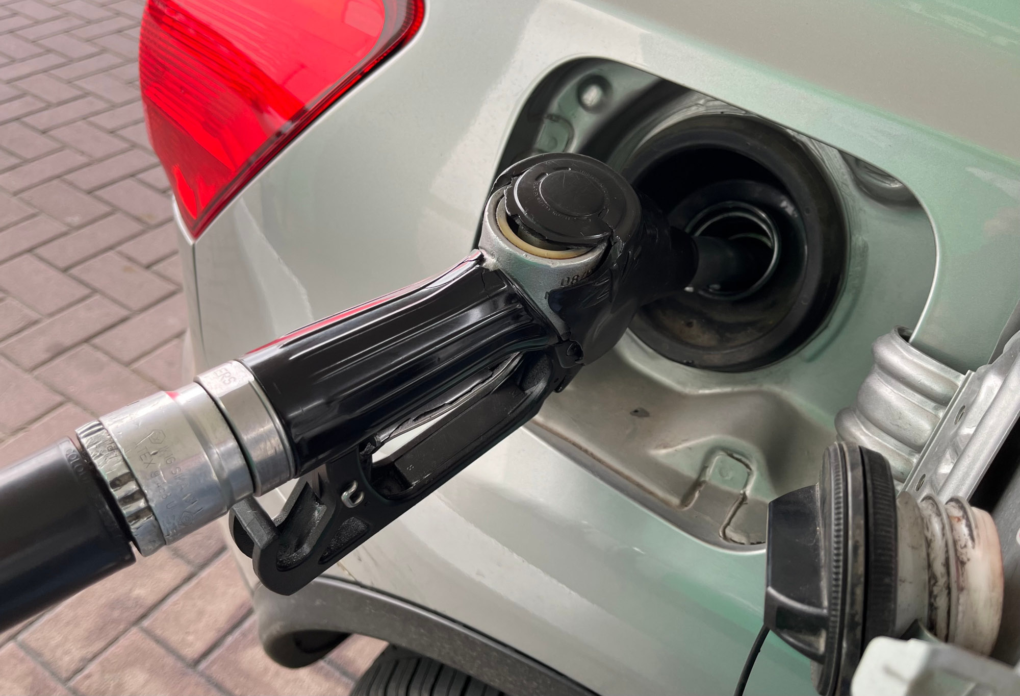 Car Won’t Take Gas: Why Won’t My Car Take Gas? - In The Garage with ...