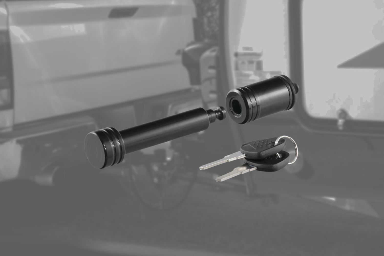 A Brief Guide to the Receiver Hitch Lock - In The Garage with CarParts.com