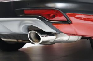 Common Types of Mufflers - In The Garage with CarParts.com