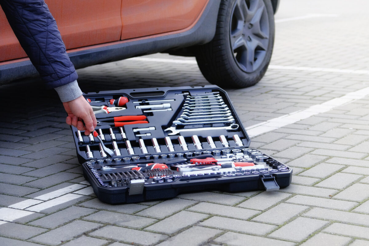 Handy Garage Tools and Accessories for New Drivers - In The Garage with ...