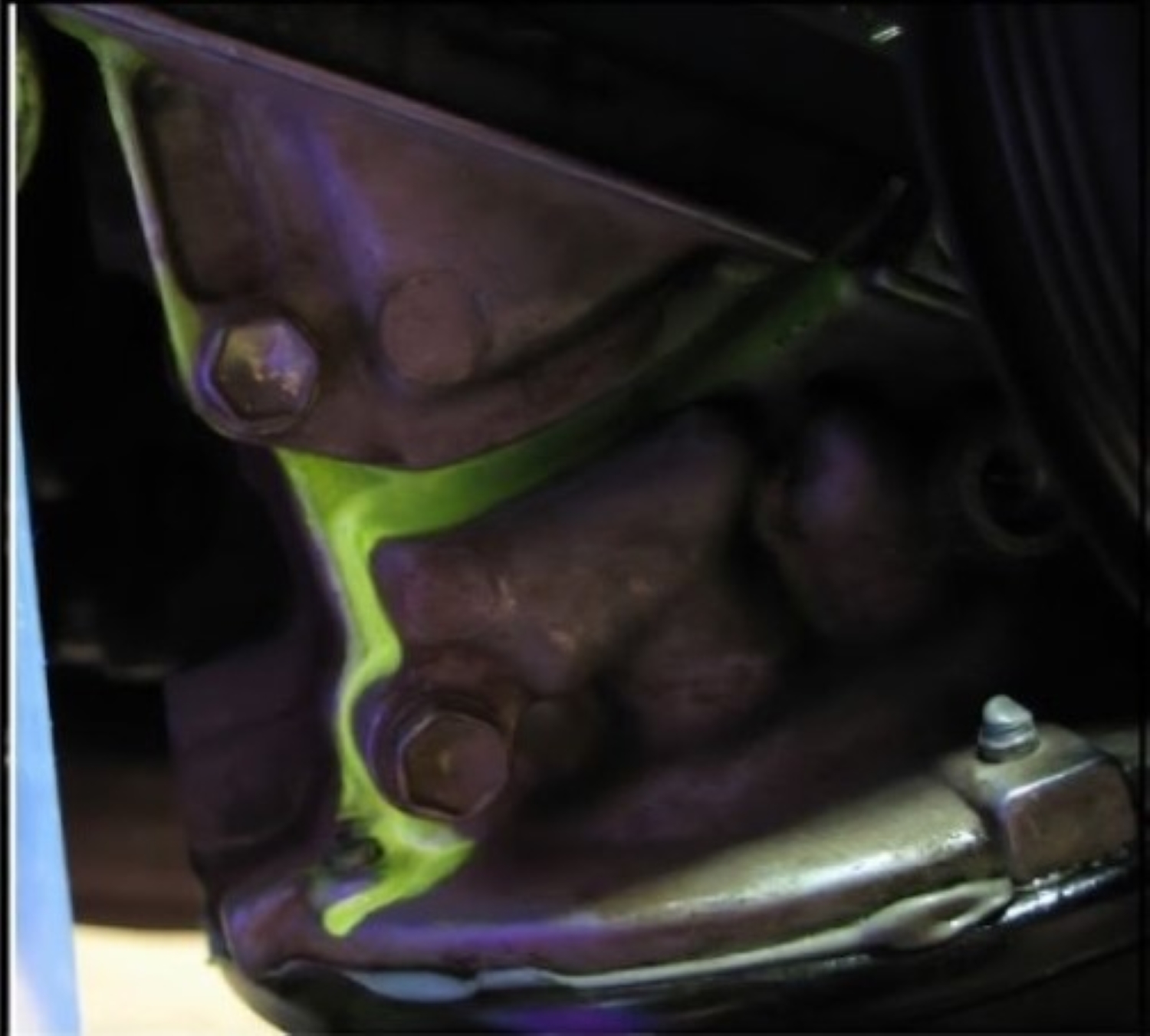 Car Oil Pan Gasket Replacement Tips - In The Garage with CarParts.com