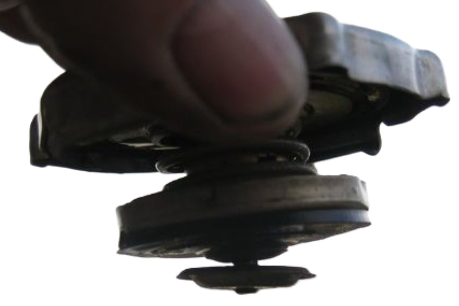 What Is a Radiator Cap? Functions, Symptoms, Replacement, and More - In ...