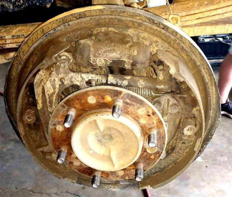 Brake Shoes: Function, How to Measure, and FAQs - In The Garage with ...