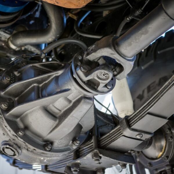 How a Differential Works - In The Garage with CarParts.com