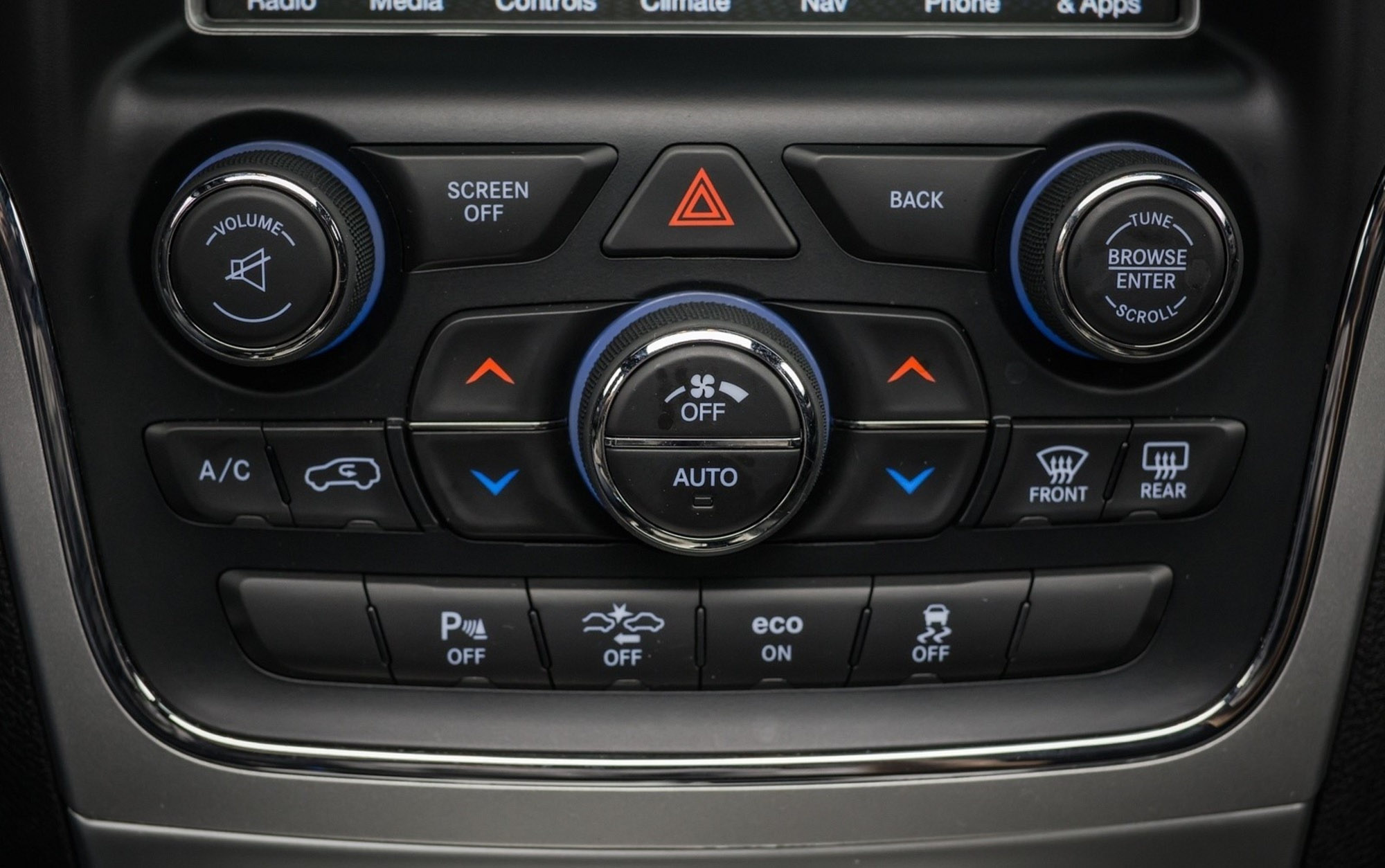 Should Automakers Bring Back Buttons Over Touchscreens? - In The Garage ...