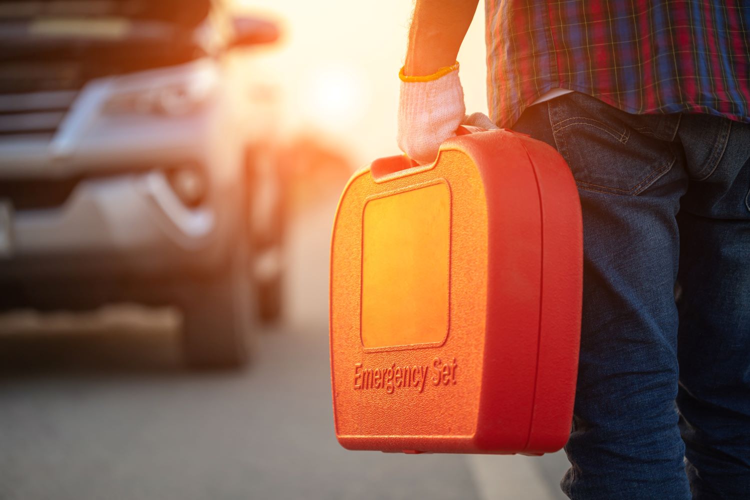 Don't Leave Home Without These Emergency Car Tools - In The Garage with ...
