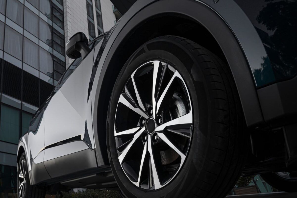 Gothic or Girly: Black and Pink Car Accessories You’ll Love - In The ...