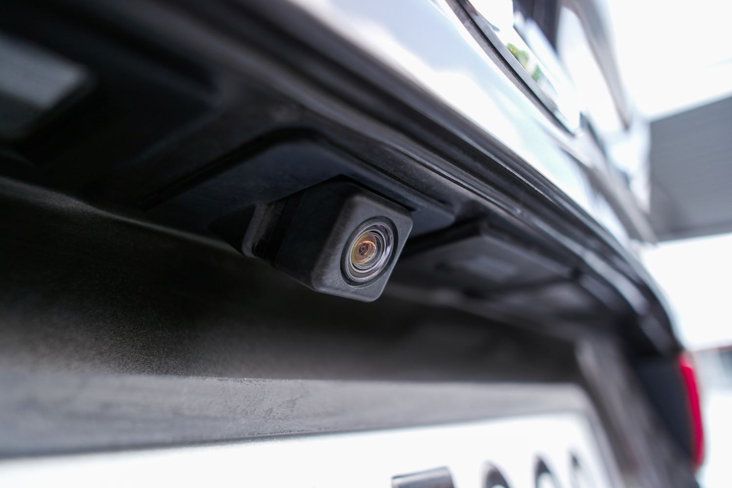How To Use Your Vehicle’s Rear View Camera View - In The Garage with ...