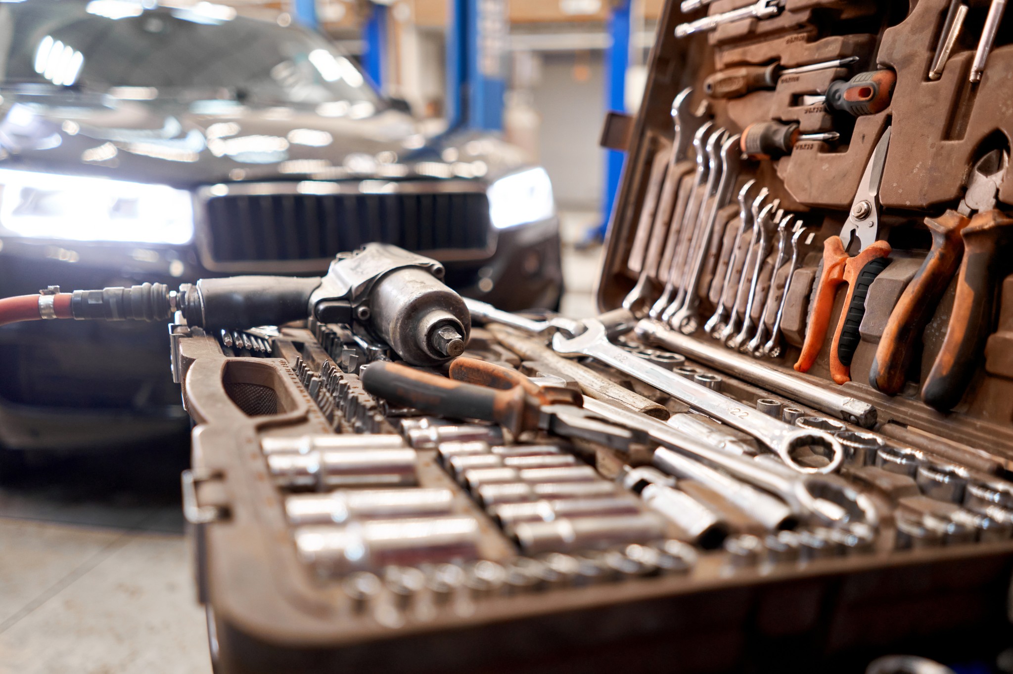 How to Get Rust Off Your Garage Tools - In The Garage with CarParts.com