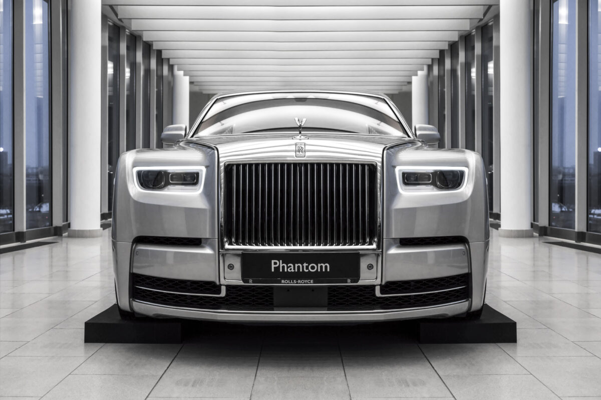 What Is the Largest Engine Ever Mounted In a Vehicle? - In The Garage ...